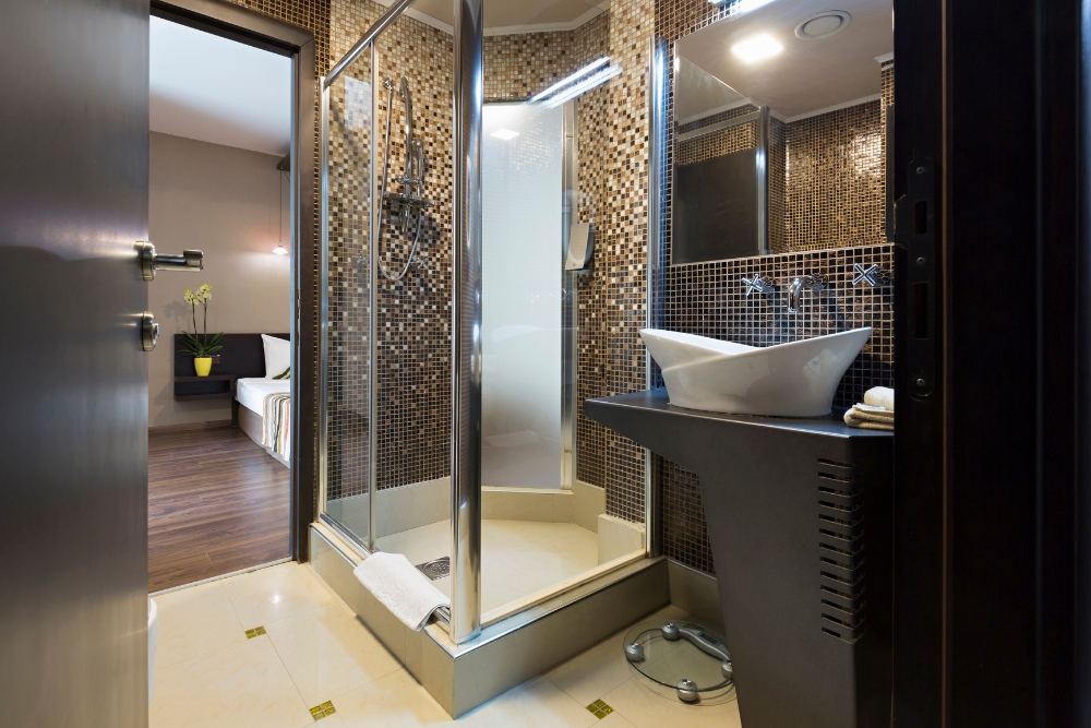 Does A Shower Screen Sometimes Leak?